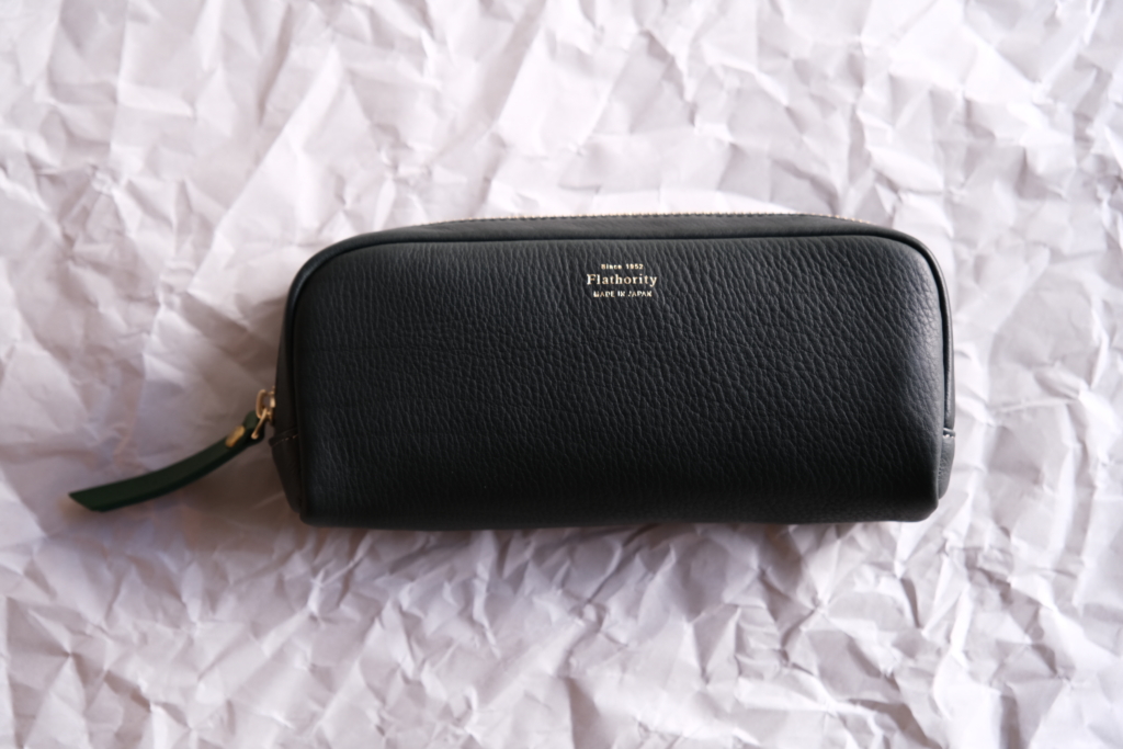 著名人も魅了するボックスカーフとは？【歴史からお手入れ方法まで】 - Flathority(フラソリティ)公式通販サイト